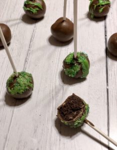 Irish Coffee Boozy Cake Pops - #NeverDoneWithFun
