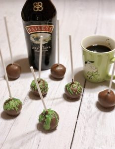 Irish Coffee Boozy Cake Pops - #NeverDoneWithFun